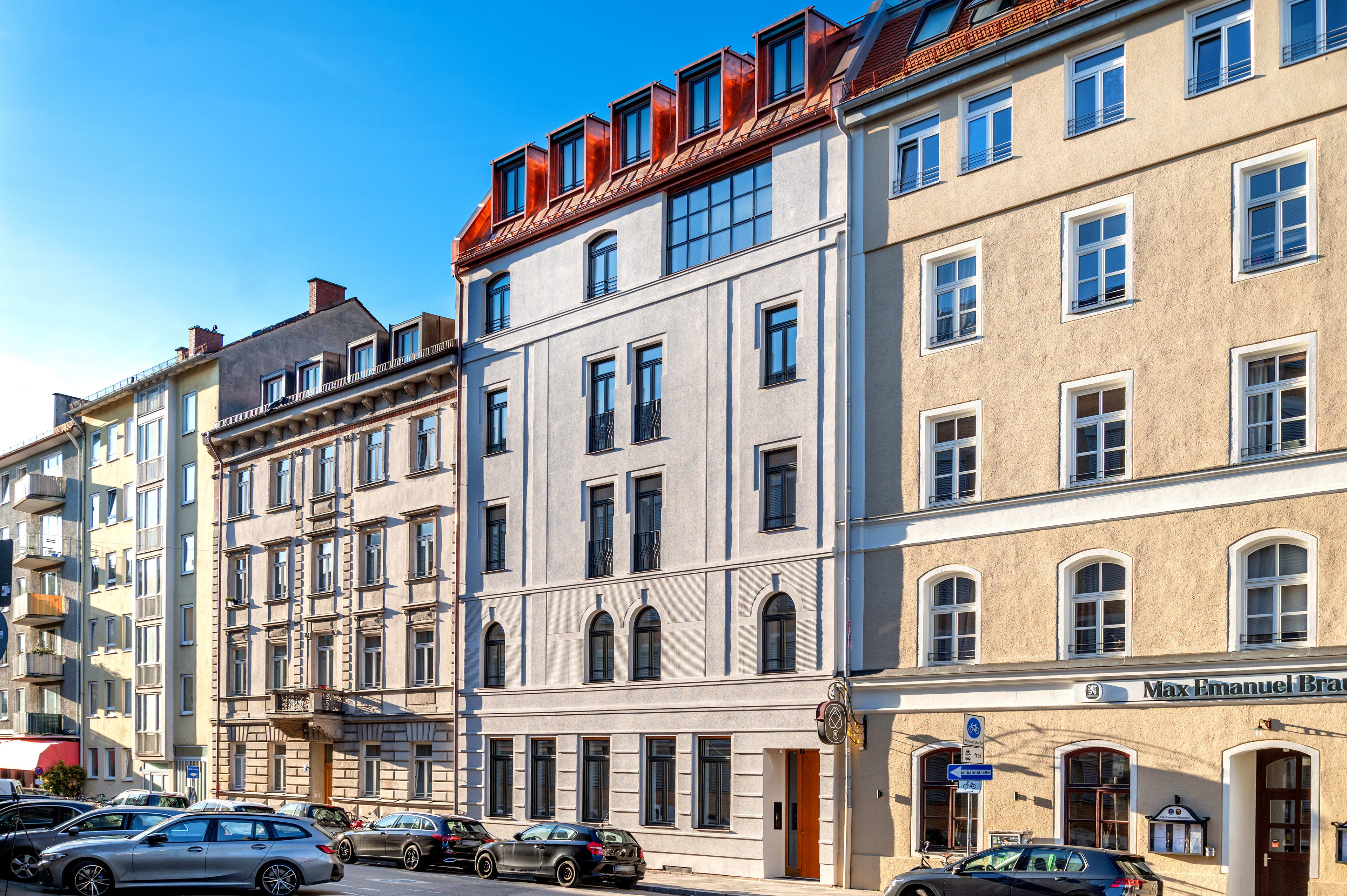 Old building apartment for self-conversion with flexible room concept ...