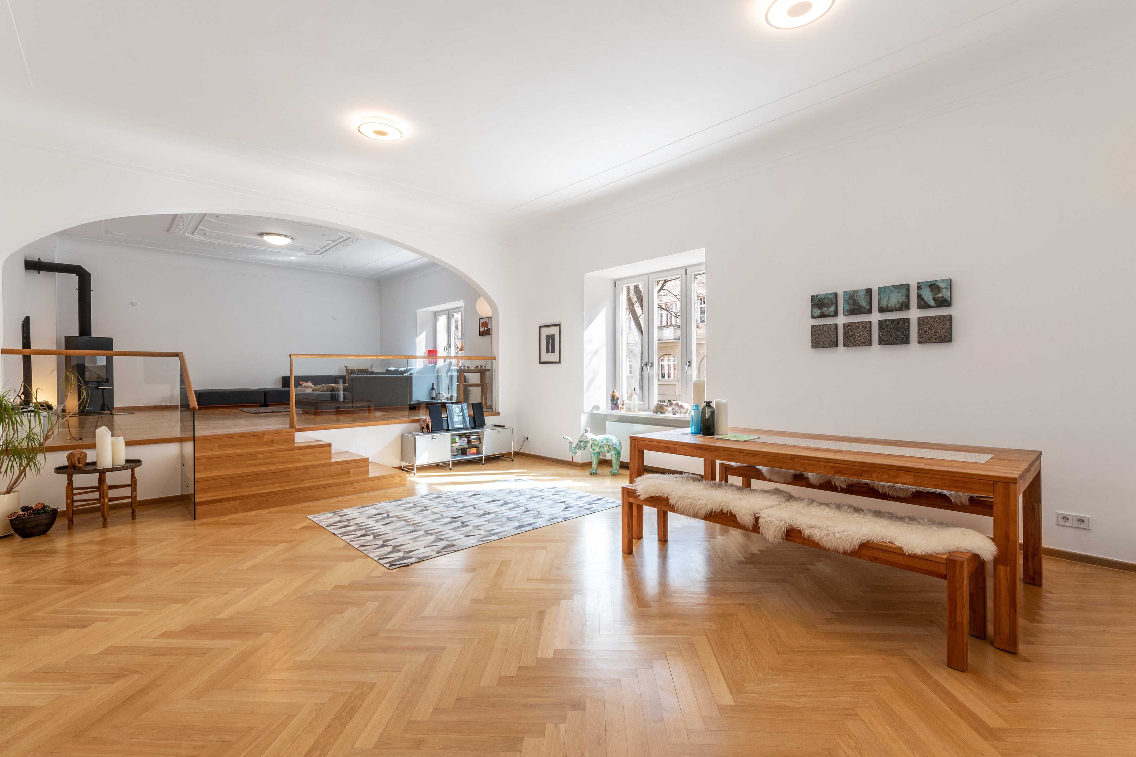 Exquisite art nouveau apartment in city palace from 1910