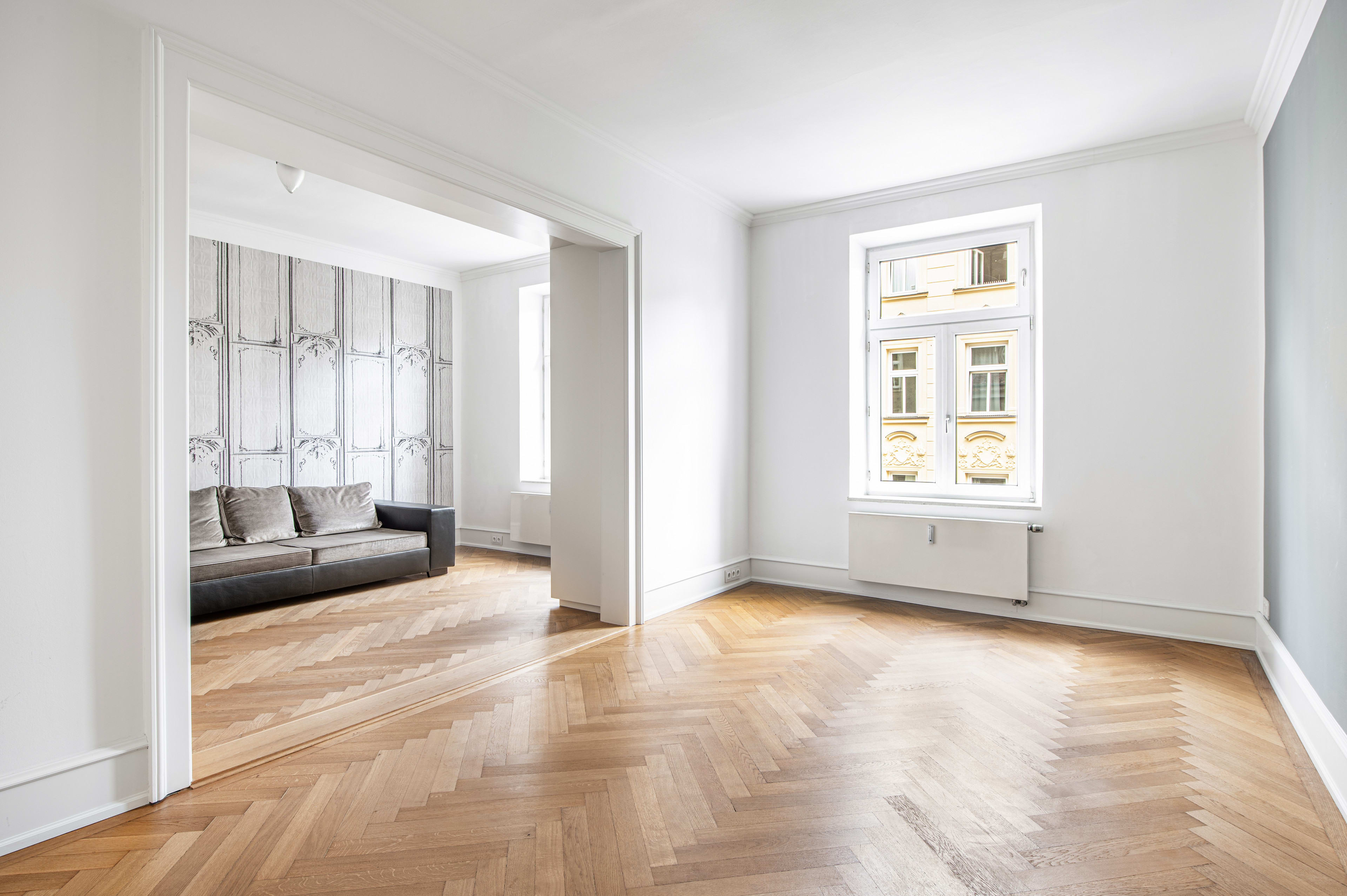 Modernisierte, stillvolle 3-Zimmer-Altbauwohnung mit Balkon in Toplage
